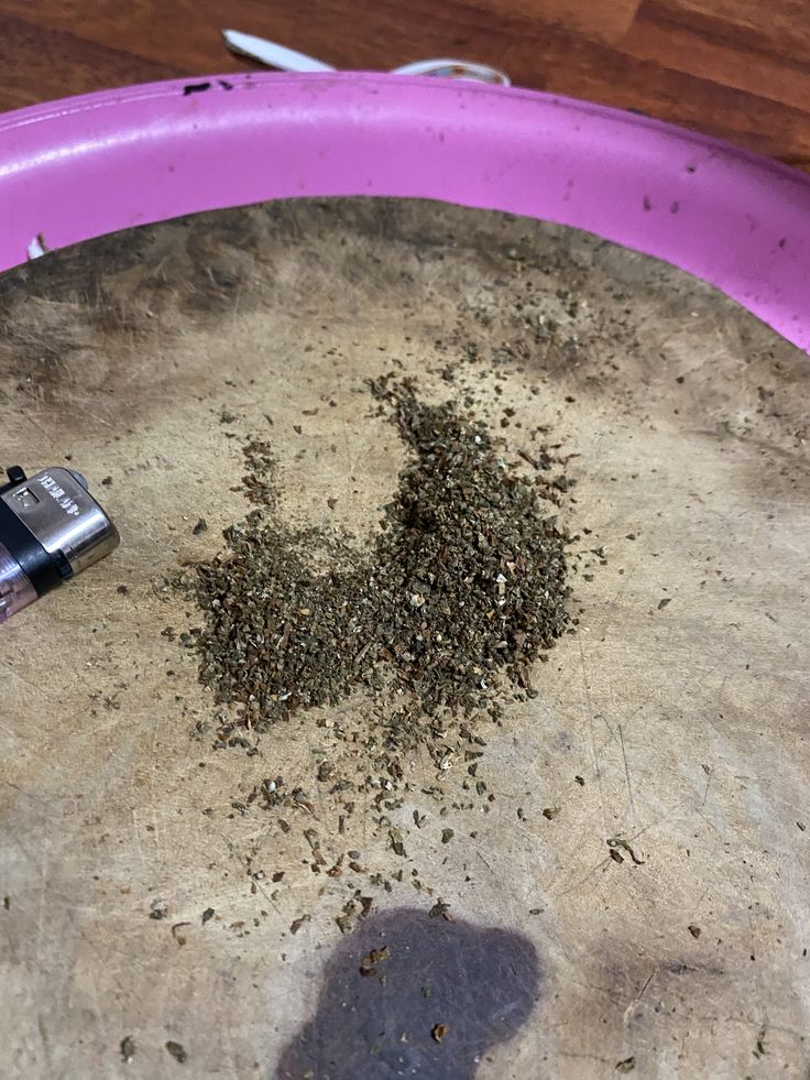 What Is Shake Weed and How Is It Used? – Nova Nectar